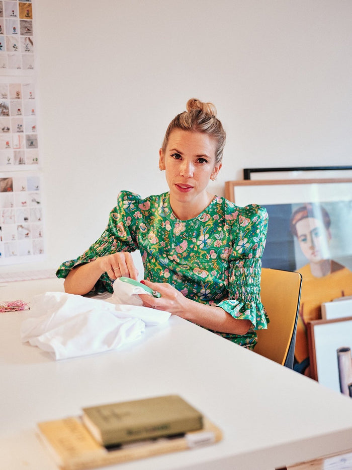 Bespoke Embroidery – Issy Granger